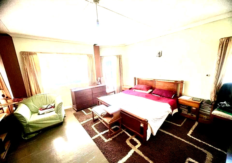 5-Ensuite Townhouse on Half-Acre Near Waterfront Mall – Karen - Karen ...